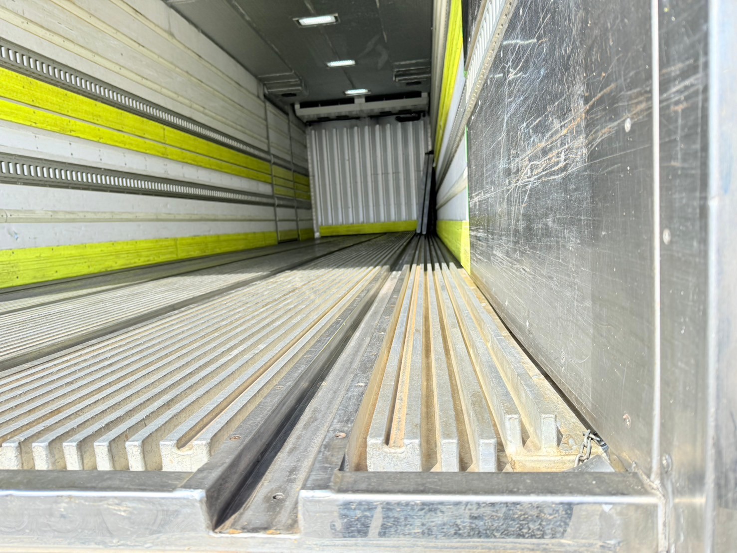 LINE_ALBUM_20250301 _2_250301_27 | 中古トラック販売のトラックコム中古トラック販売