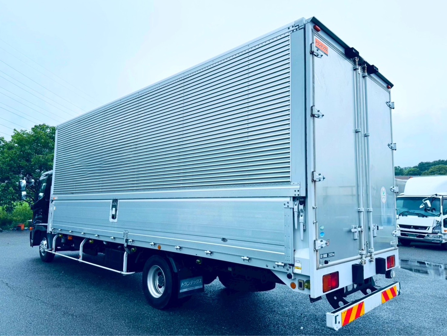 usiro | 中古トラック販売のトラックコム中古トラック販売